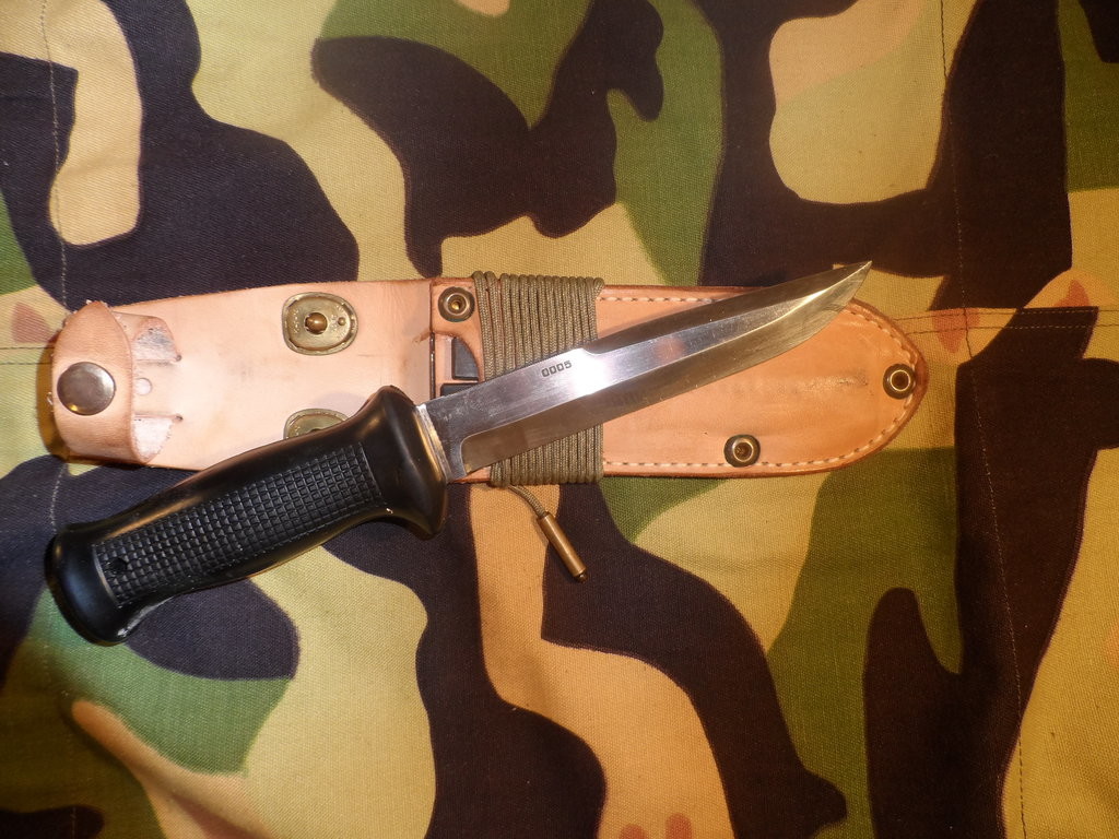 UTON vz.75 - útočný nůž ČSLA | ARMYWEB.cz