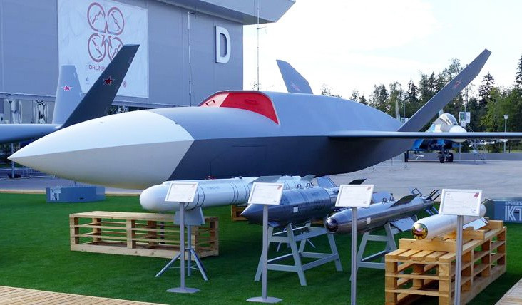 Bezpilotní úderný letoun Grom – chystaná ruská novinka | ARMYWEB.cz