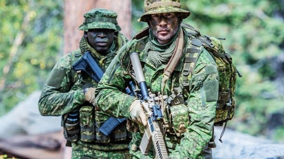 Modern Battle Dress Uniform: Připravena na podmínky novodobé války ...