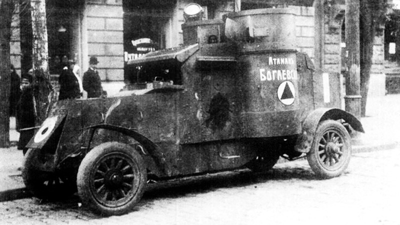 Austin-Putilov: Jeden z prvních obrněných vozů | ARMYWEB.cz