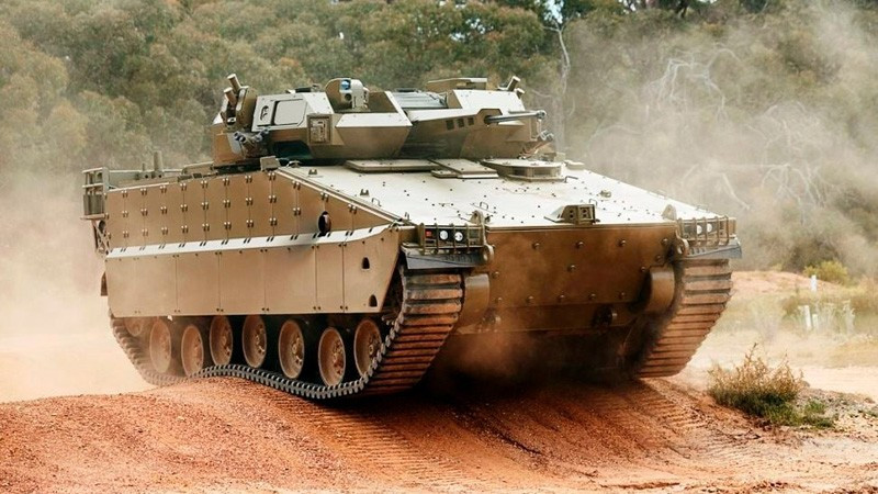 AS21 Redback - kandidát na nová BVP americké armády | ARMYWEB.cz