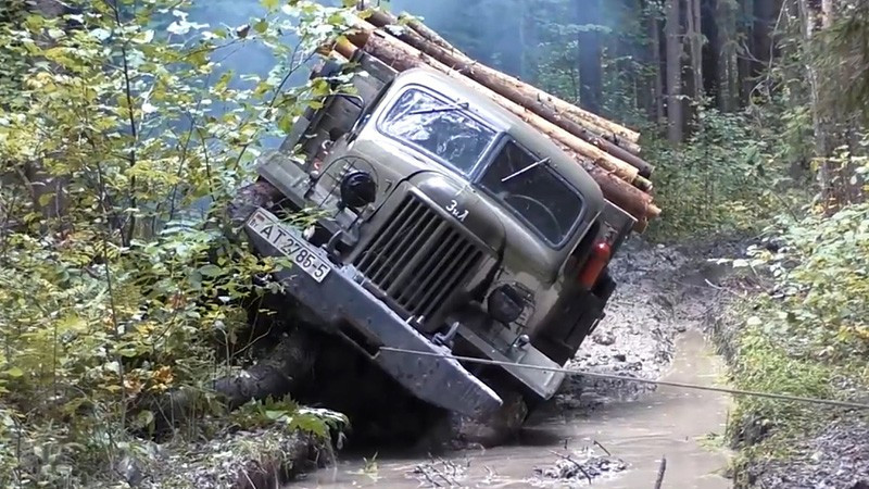 ZIL-157 a jeho brutální síla | ARMYWEB.cz