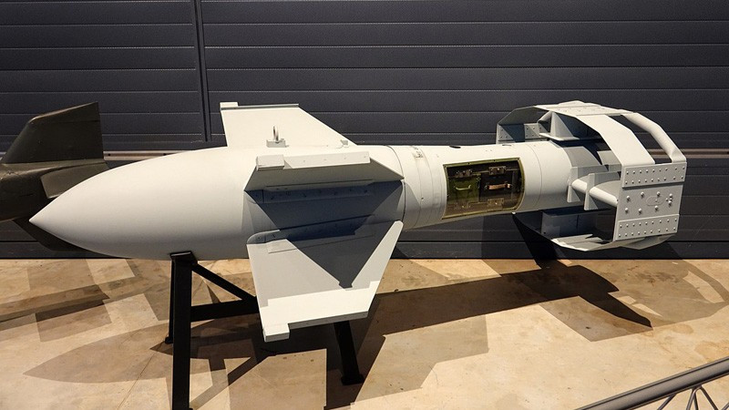 Fritz X vs Roma: První naváděná střela zničila vlajkovou loď italského ...