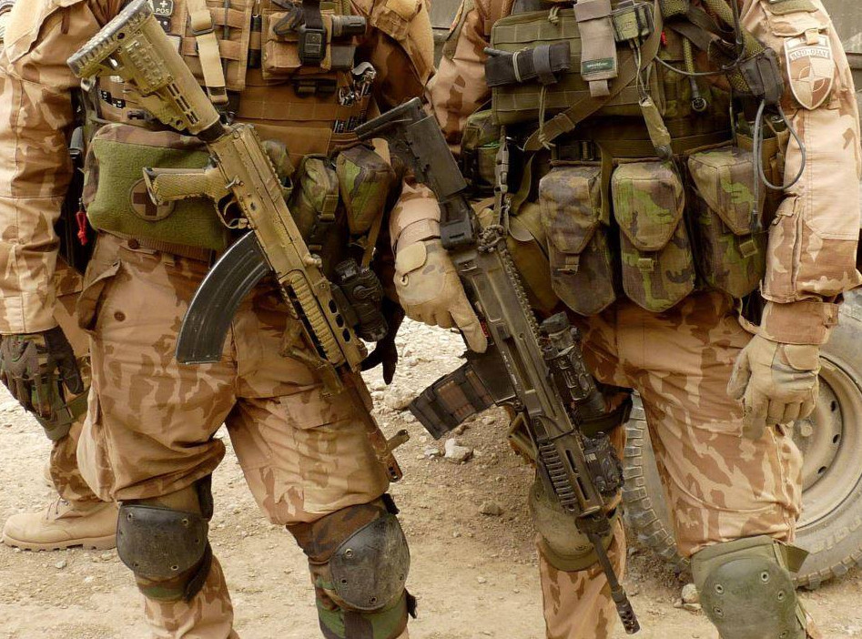 Samopal vz. 58 nebo Bren CZ 805 | ARMYWEB.cz